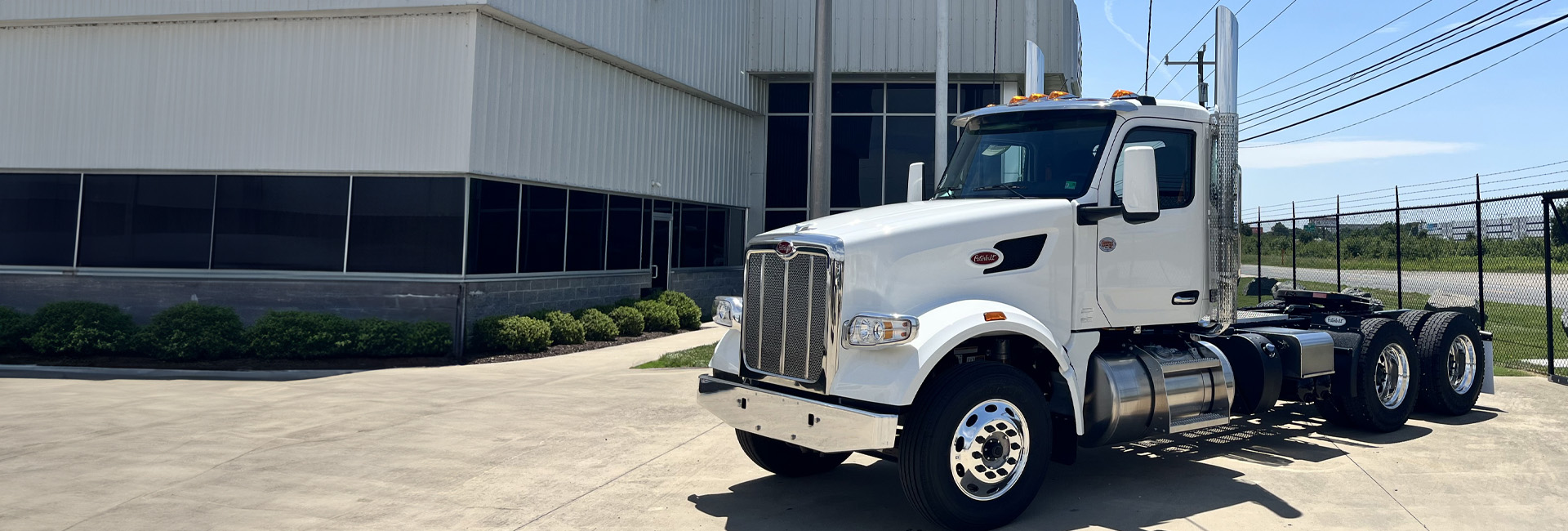 The Peterbilt Store - The Pete Store