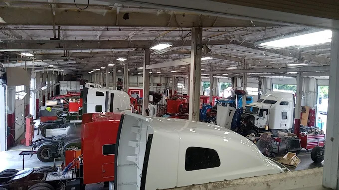 THE PETERBILT STORE - KNOXVILLE - Diesel truck sales, parts, and ...